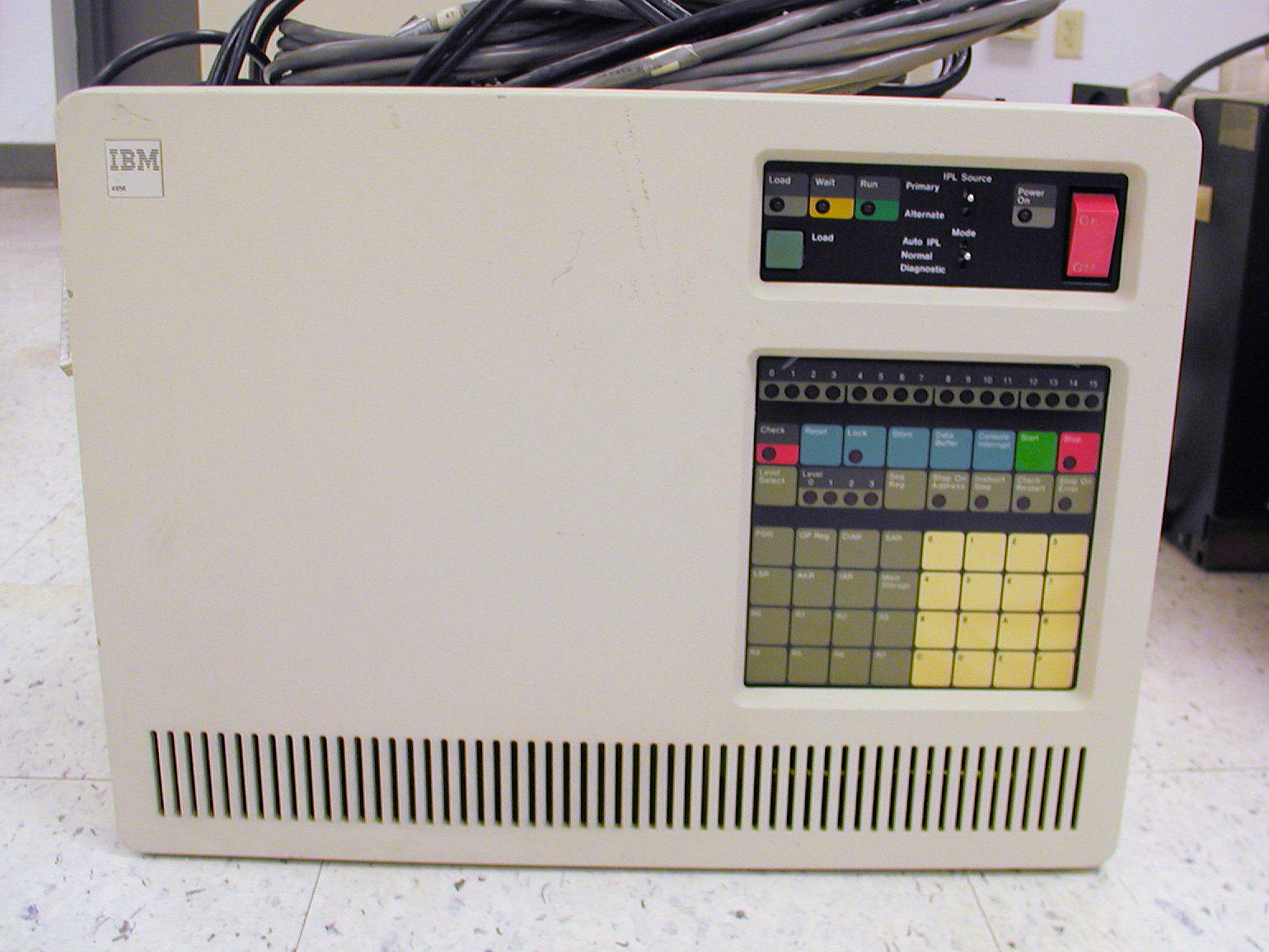 Vintage Computer Photos subject: ibm Series1 - vintagecomputer.net ...