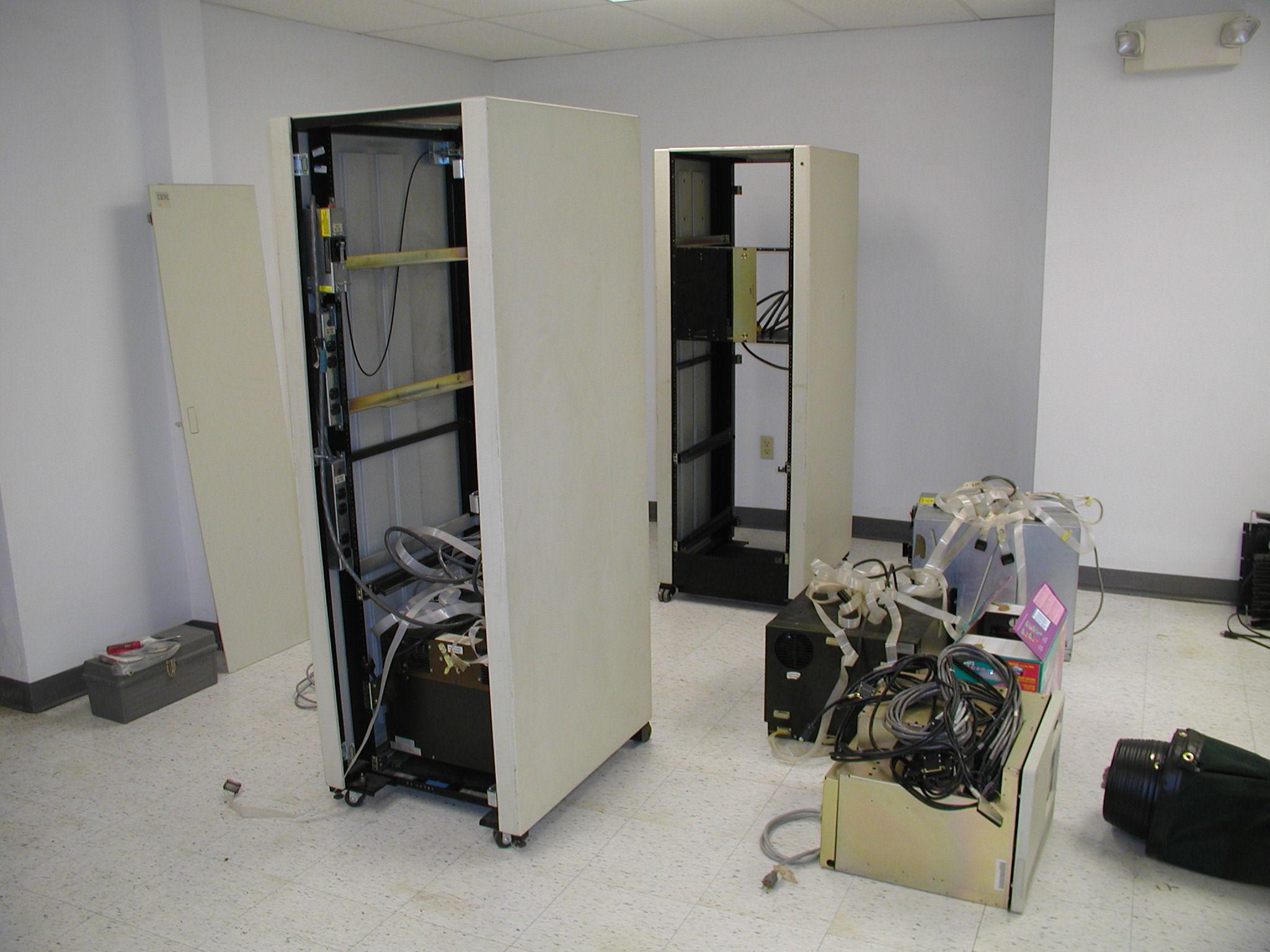 Vintage Computer Photos subject: ibm Series1 - vintagecomputer.net ...